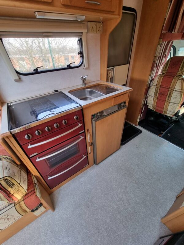 Compass Avantgarde 400 4 Berth 2 Belt U Shaped Lounge Motorhome For Sale