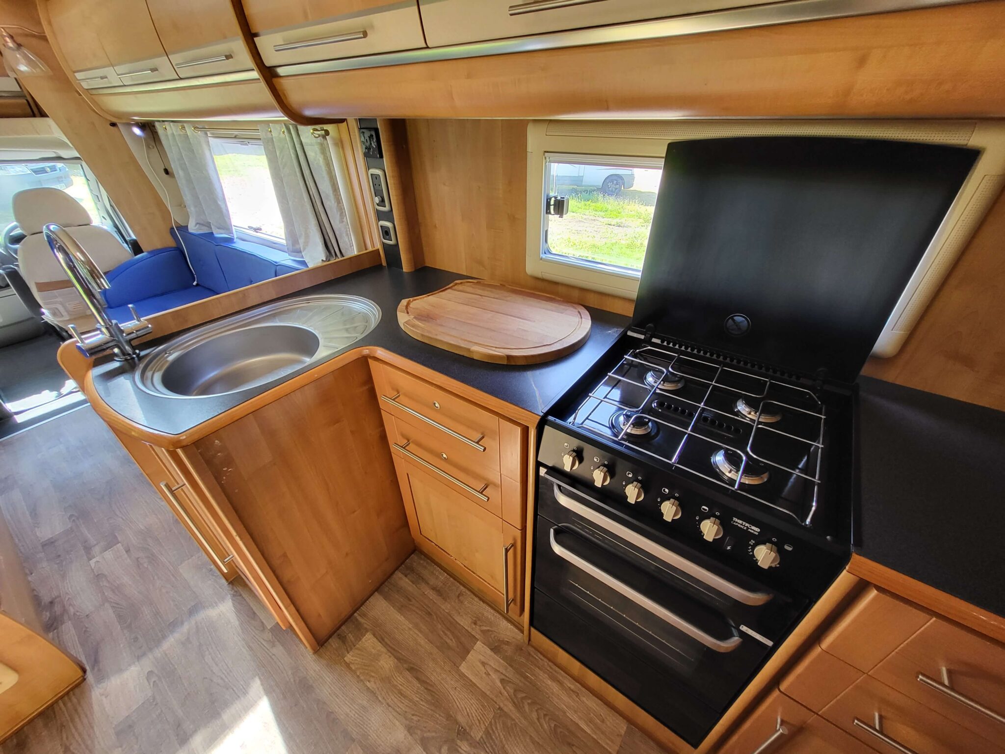 Auto-Trail Chieftain SE 4 Berth 2 Belt Rear Fixed Bed Motorhome For Sale