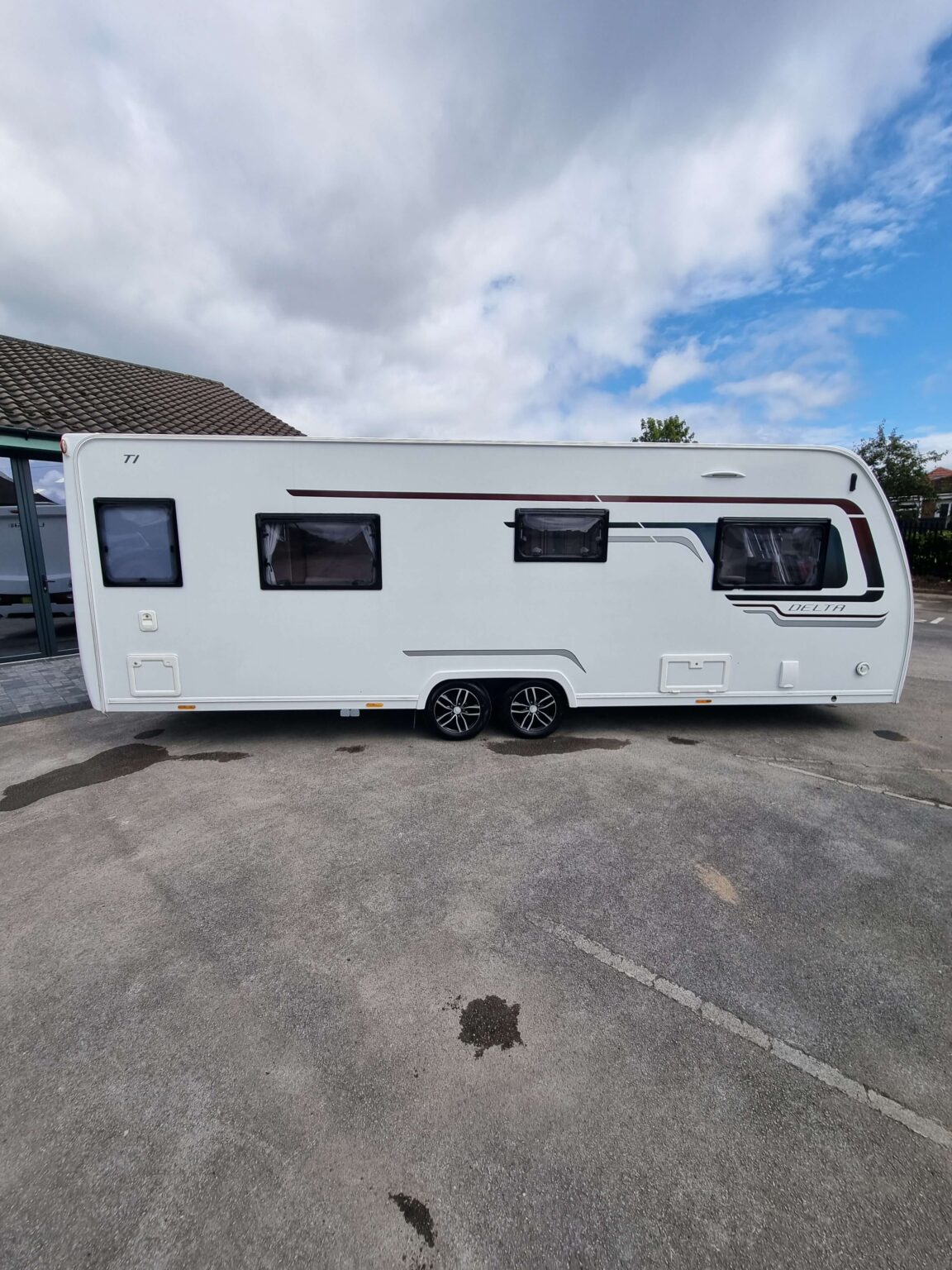 2016 Lunar Delta Ti 4 Berth Rear Fixed Bed Caravan For Sale