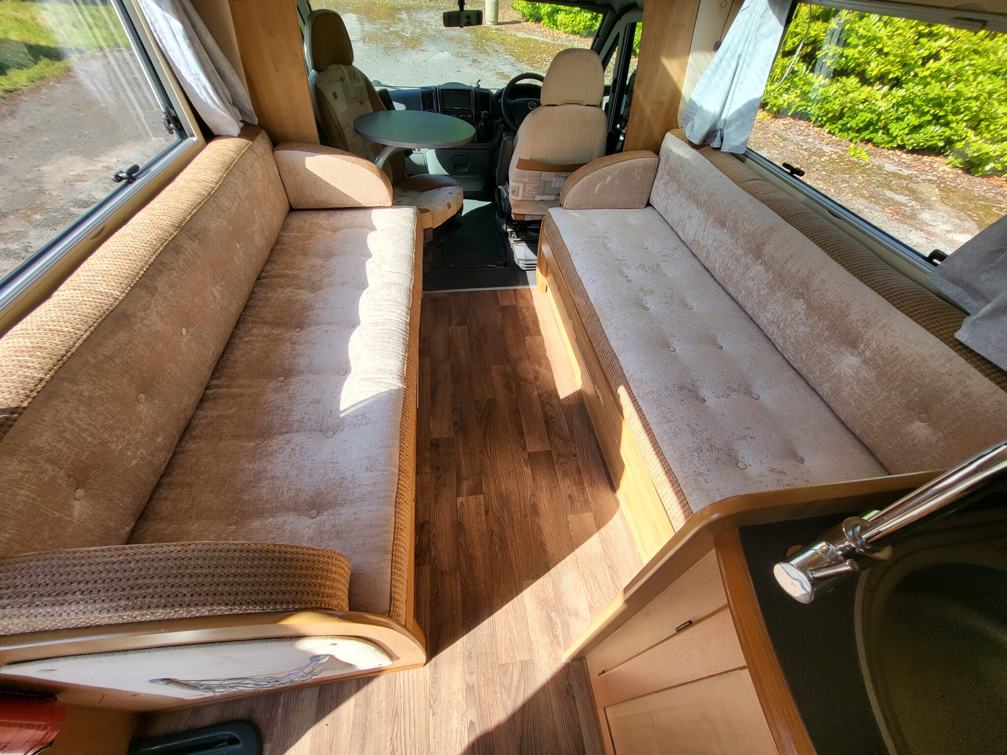 Auto-Trail Chieftain SE 4 Berth 2 Belt Rear Fixed Bed Motorhome For Sale