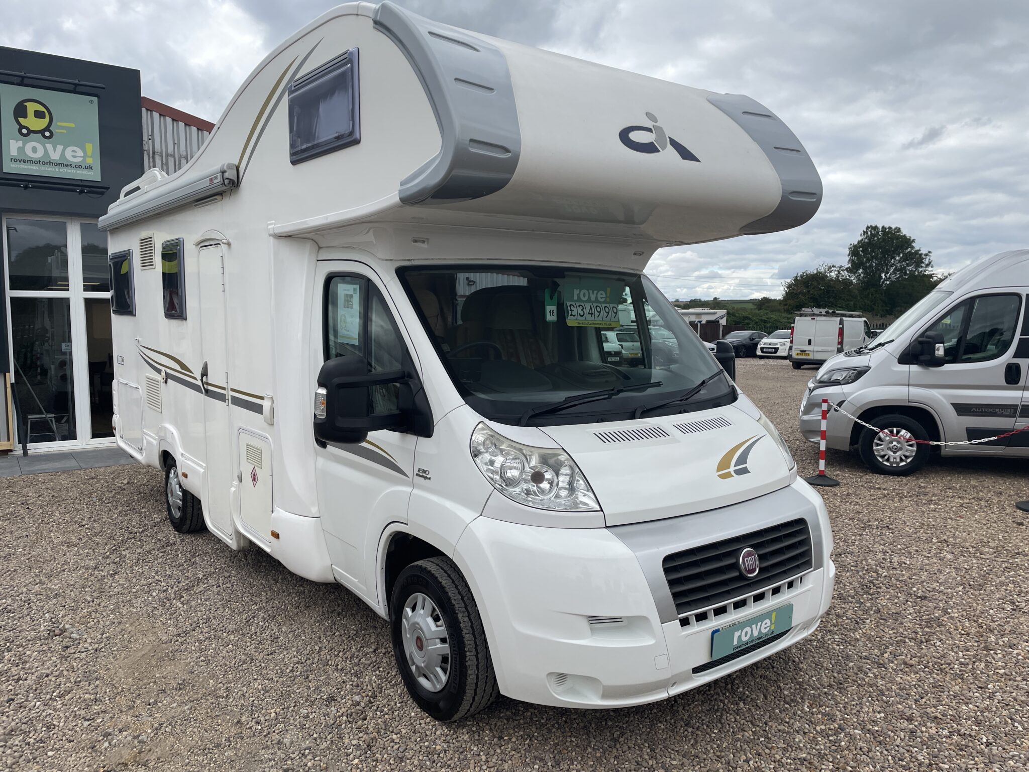 Ci Carioca 706 6 Berth 6 Berth End Lounge Motorhome For Sale