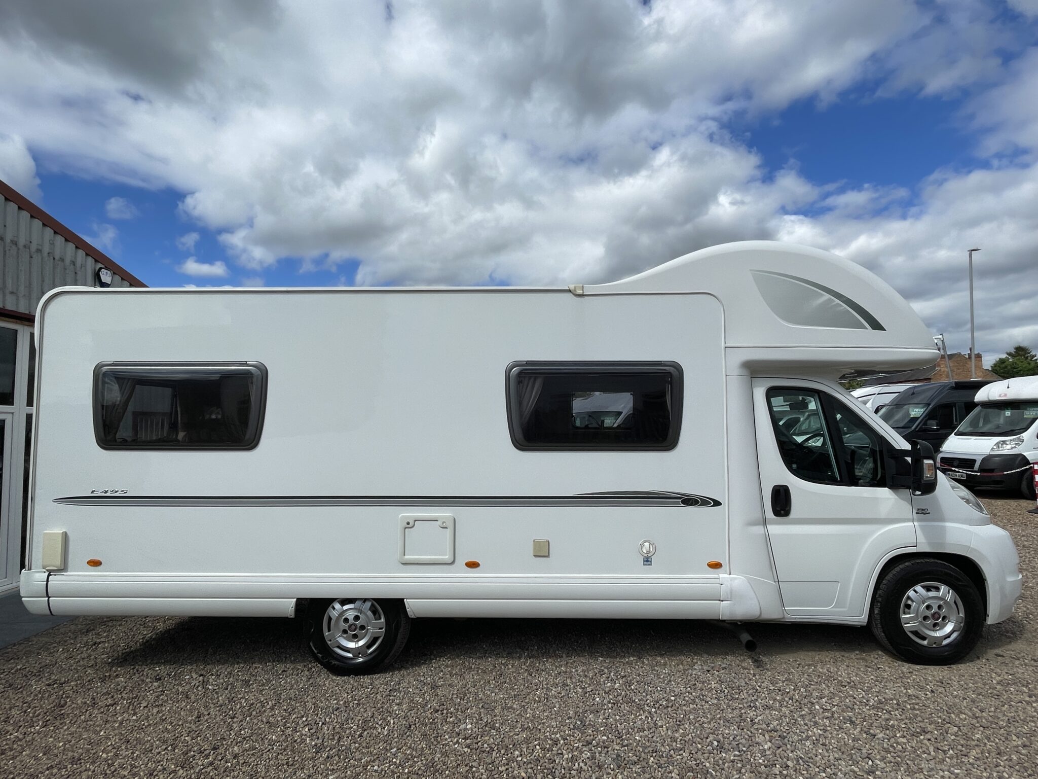 Bessacarr E495 6 Berth 6 Belt End Lounge Motorhome For Sale