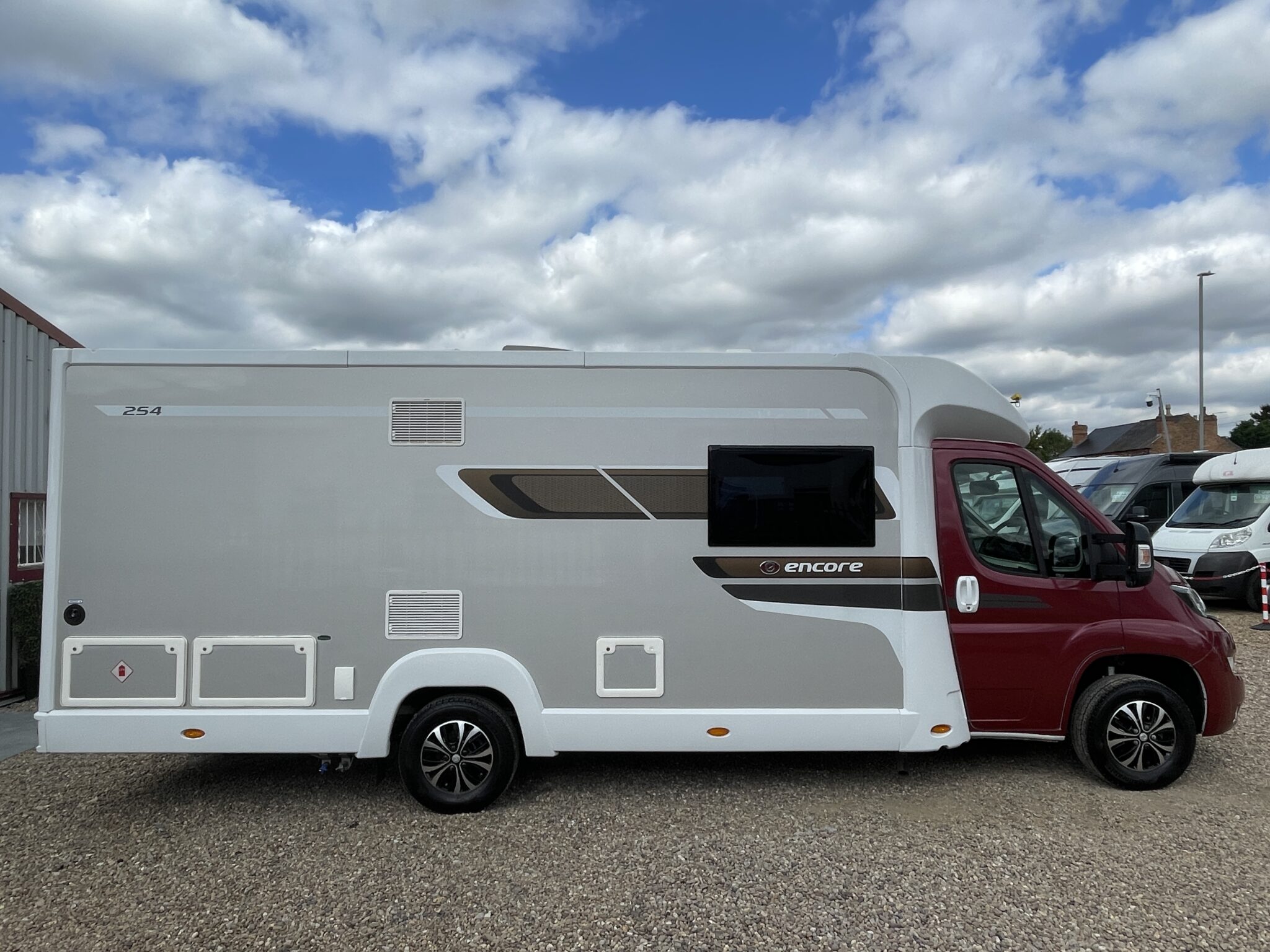 Elddis Encore 254 Island Bed 4 Berth 4 Belt Motorhome For Sale