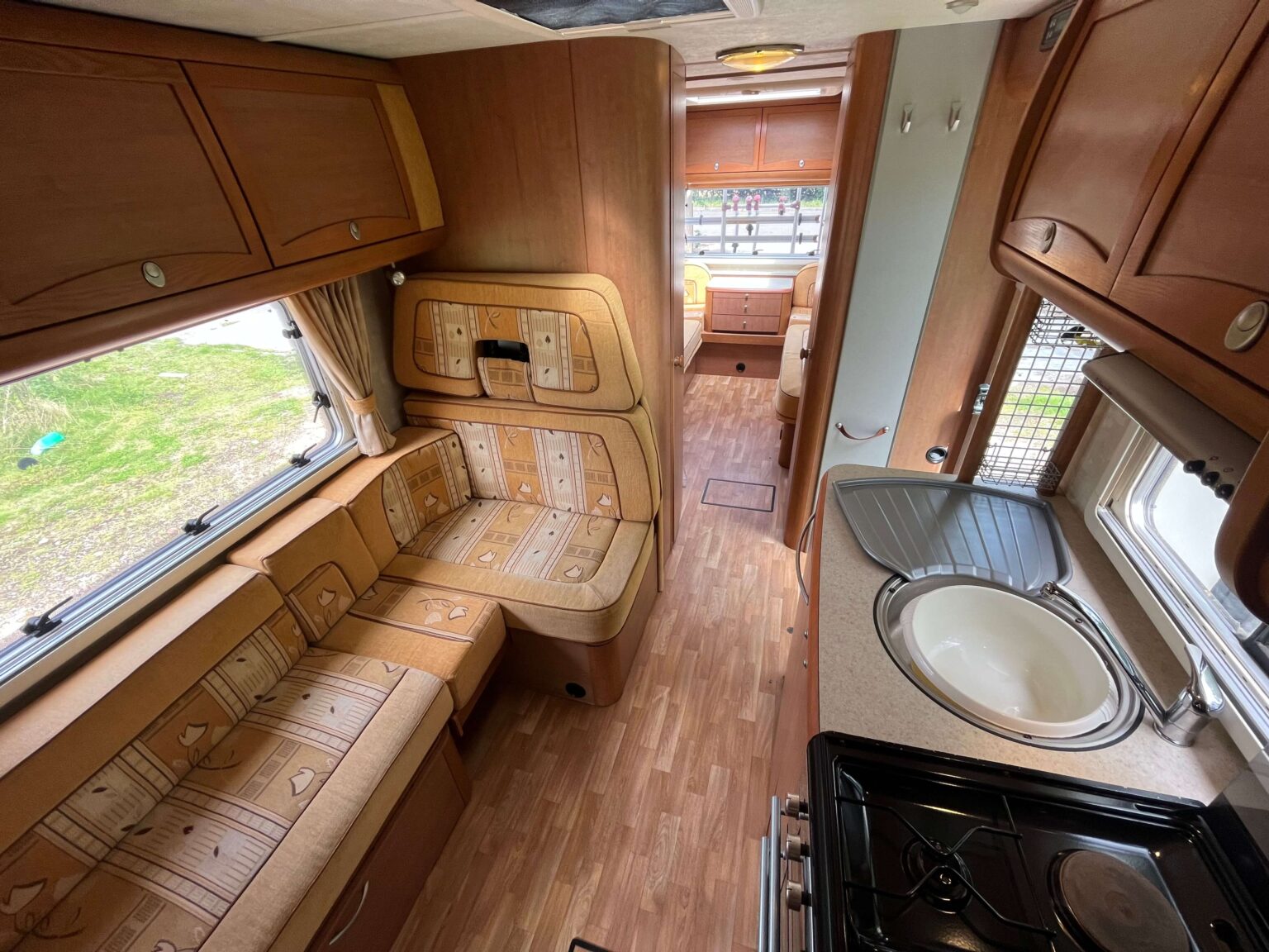 Bessacarr E795 5 Berth 4 Belt Rear Lounge Motorhome For Sale