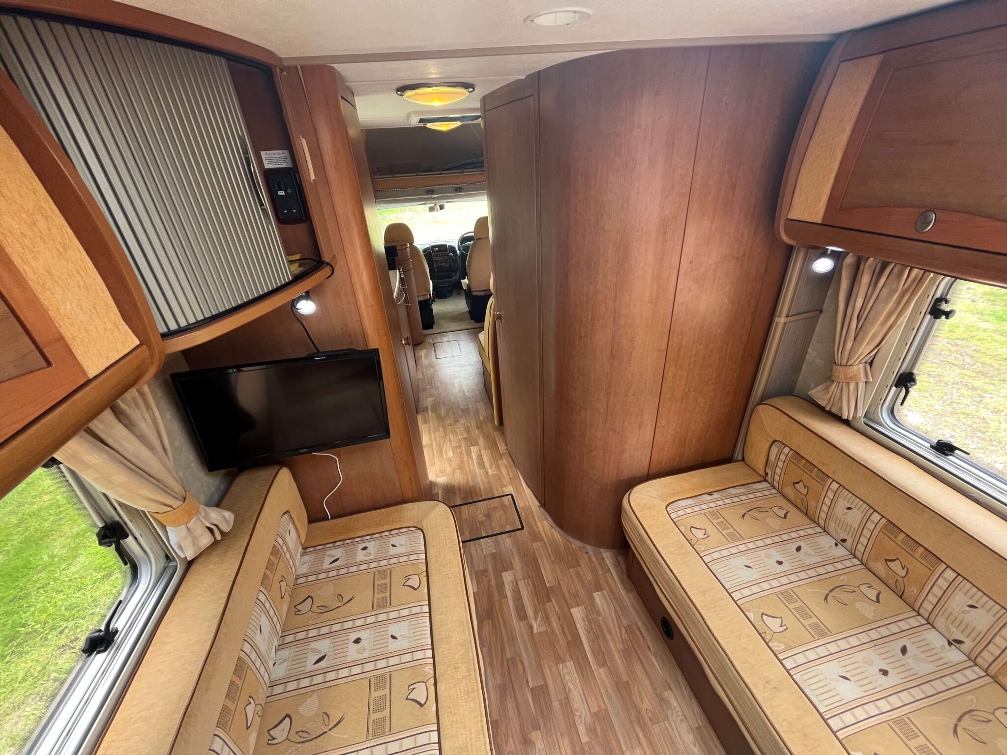 Bessacarr E795 5 Berth 4 Belt Rear Lounge Motorhome For Sale