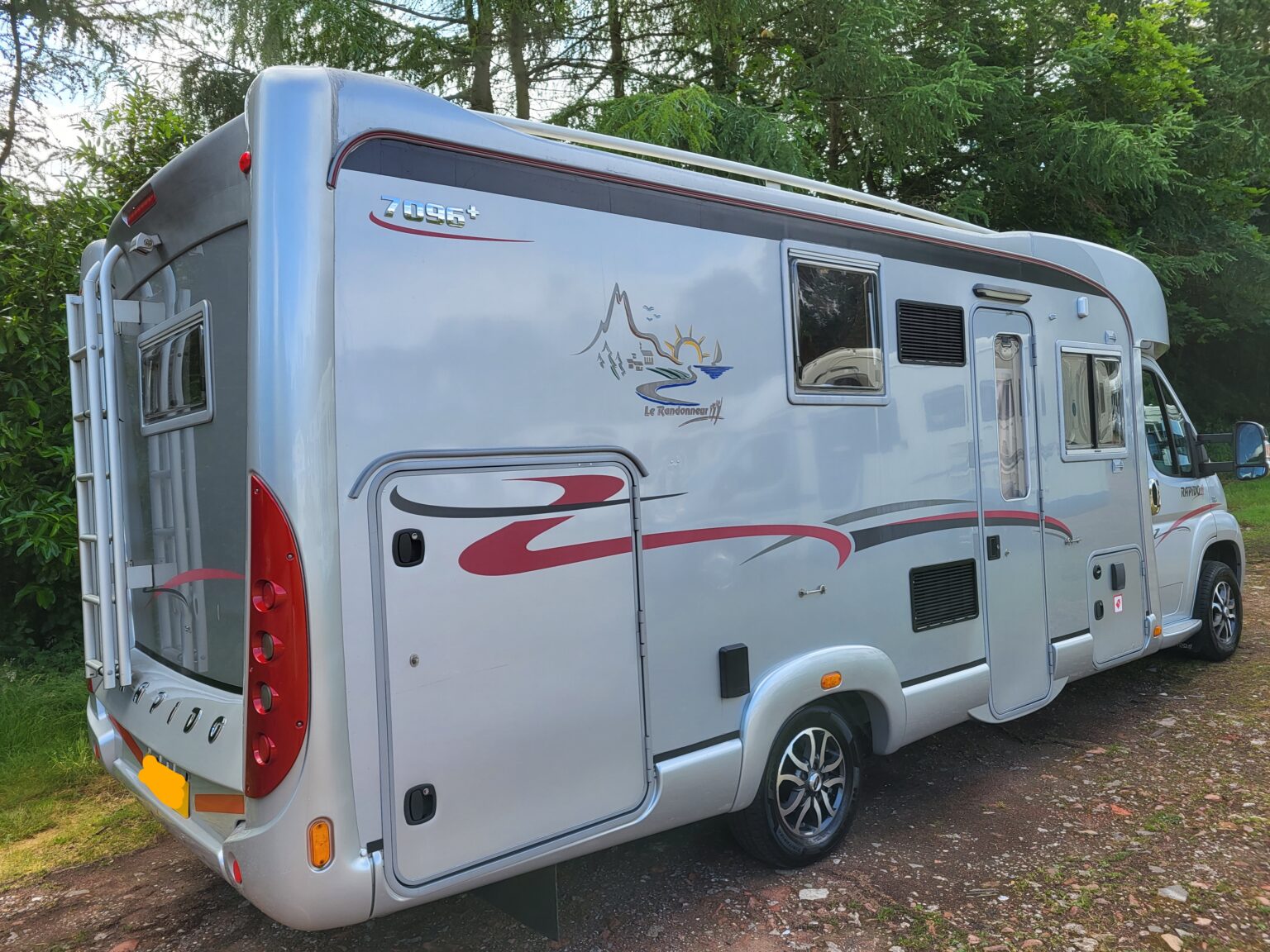 Rapido 7096 Plus 4 Berth 4 Belt Rear Garage Motorhome For Sale