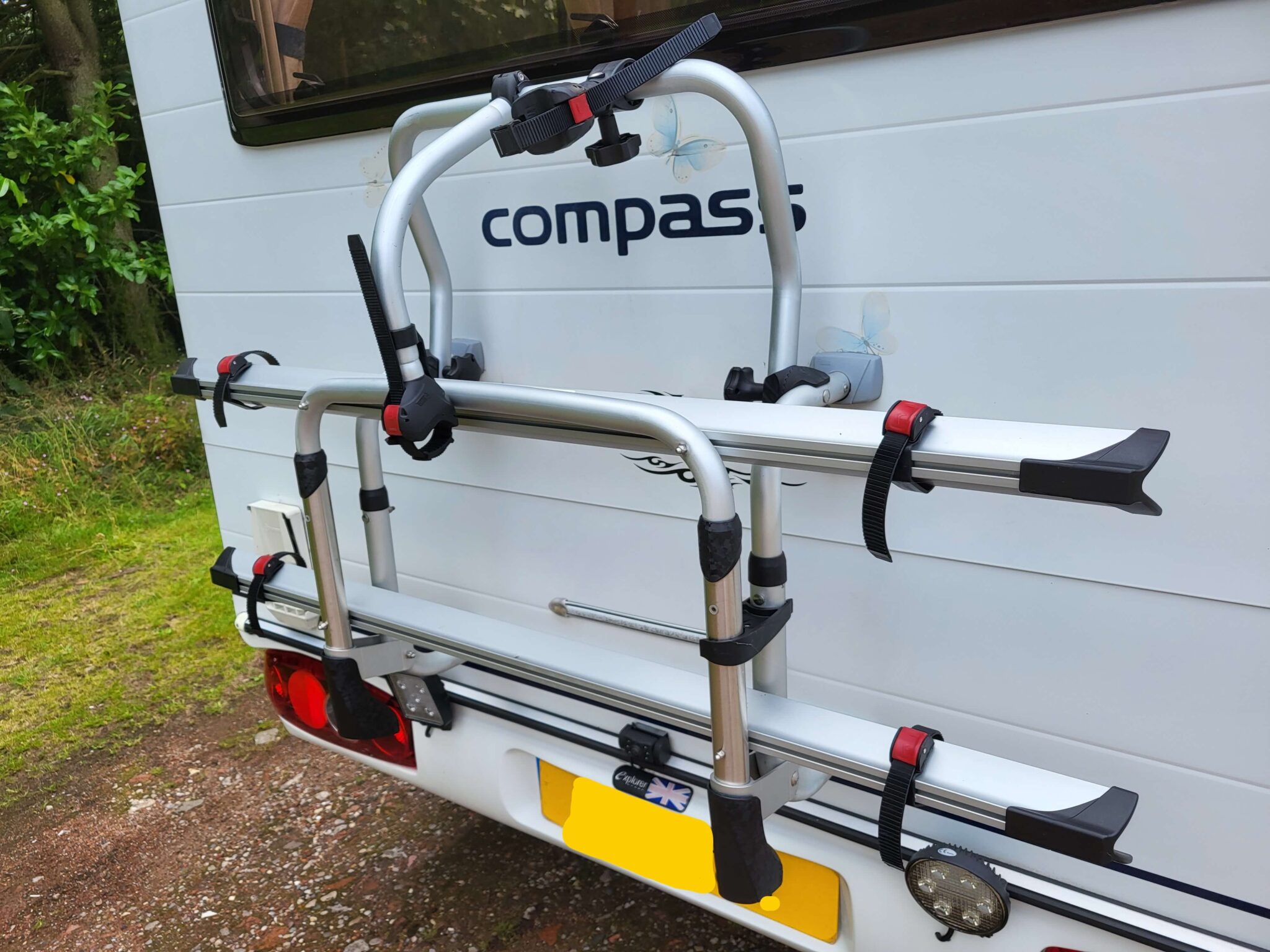 Compass Magnum 120 4 Berth 2 Belts Rear Lounge Motorhome For Sale