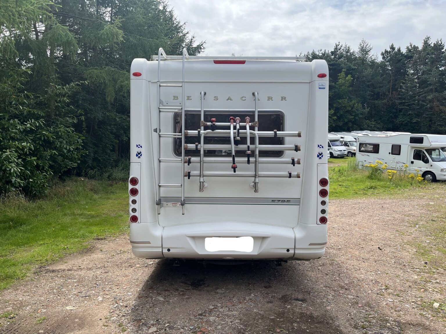 Bessacarr E795 5 Berth 4 Belt Rear Lounge Motorhome For Sale