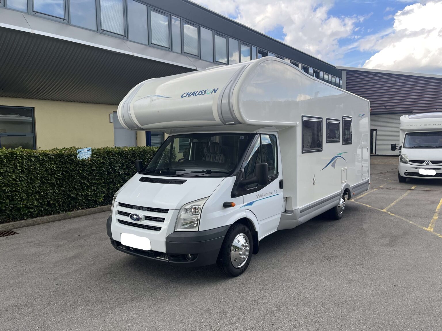 Chausson Welcome 35 6 Berth 4 Belt Rear Garage Motorhome For Sale