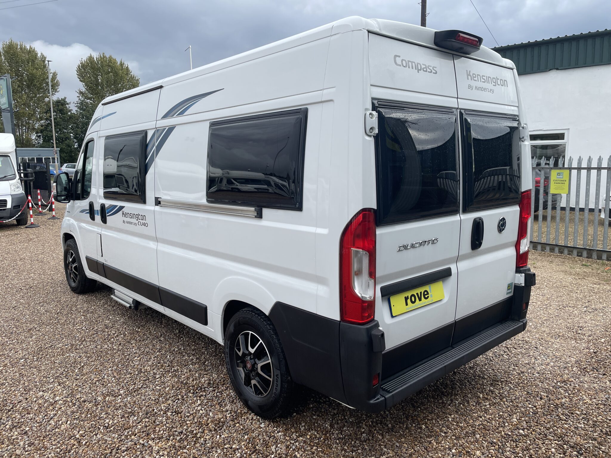 Compass Kensington CV40 3 Berth Rear Lounge Motorhome For Sale