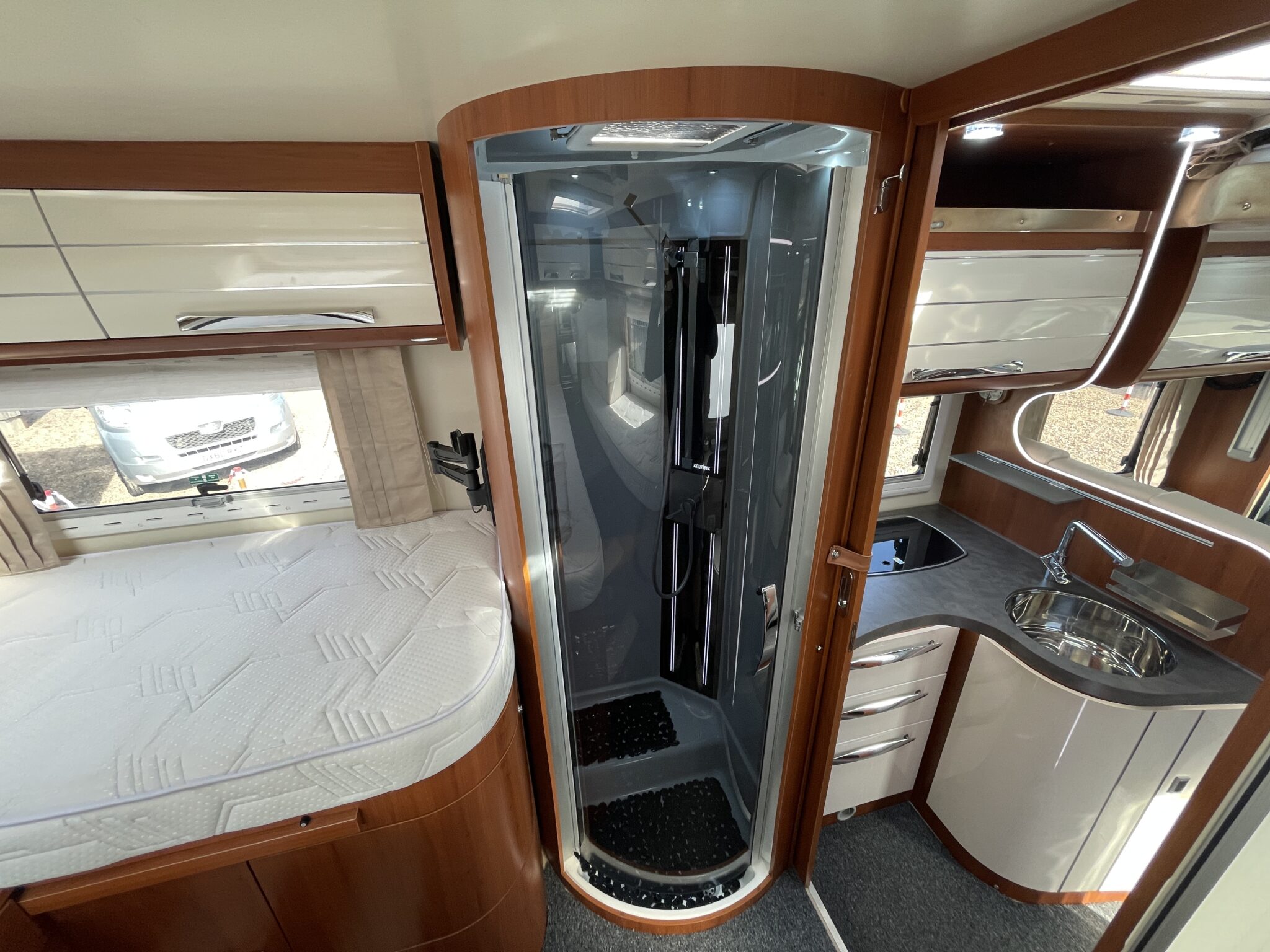 Mobilvetta Kea P65 4 Berth Rear Garage Motorhome For Sale