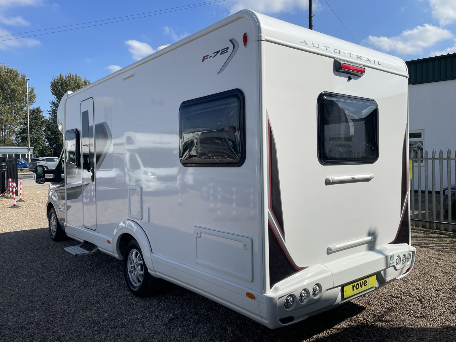 Autotrail F-Line F72 4 Berth End Lounge Motorhome For Sale