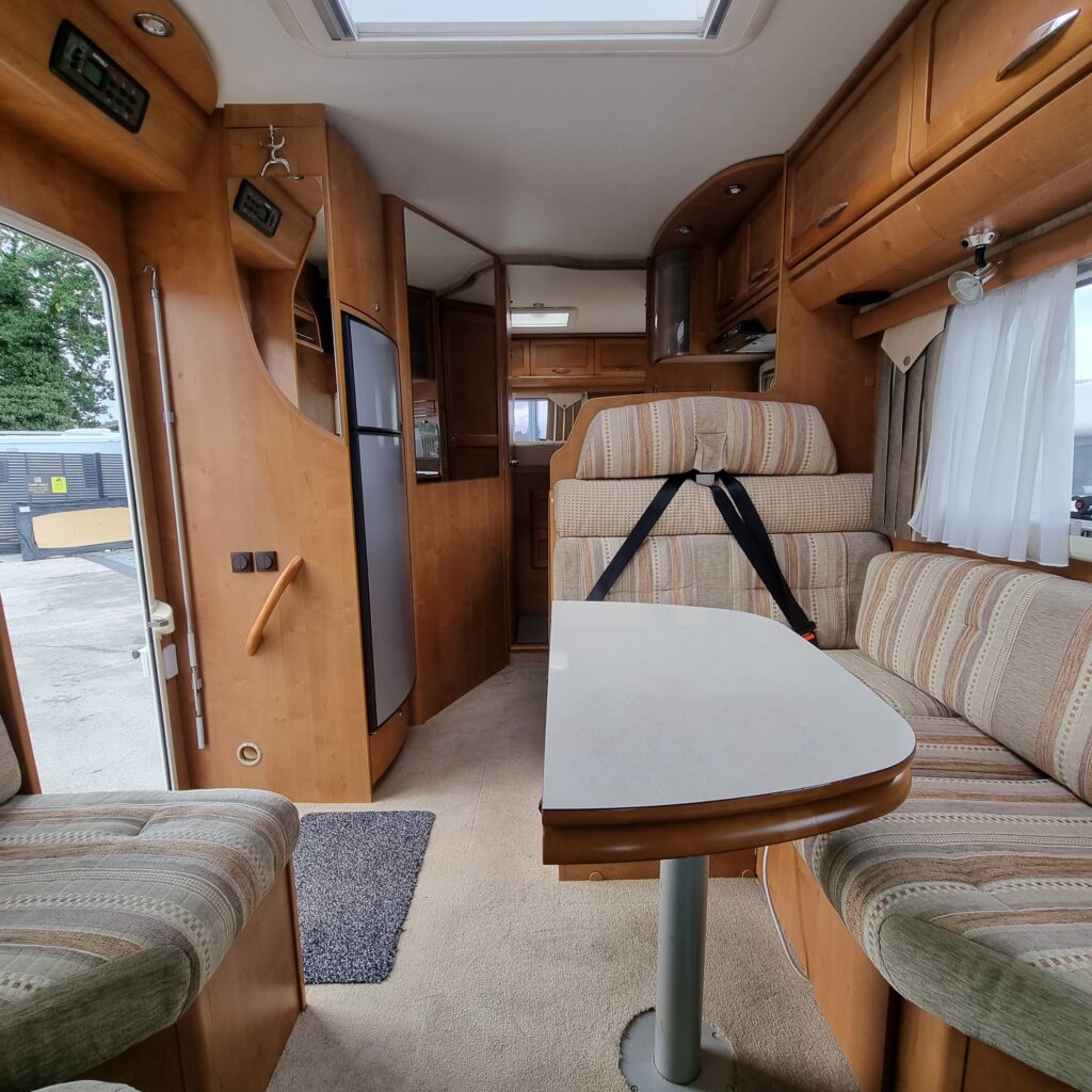 2007 Rapido 983F A-Class 4 Berth Rear Transverse Bed