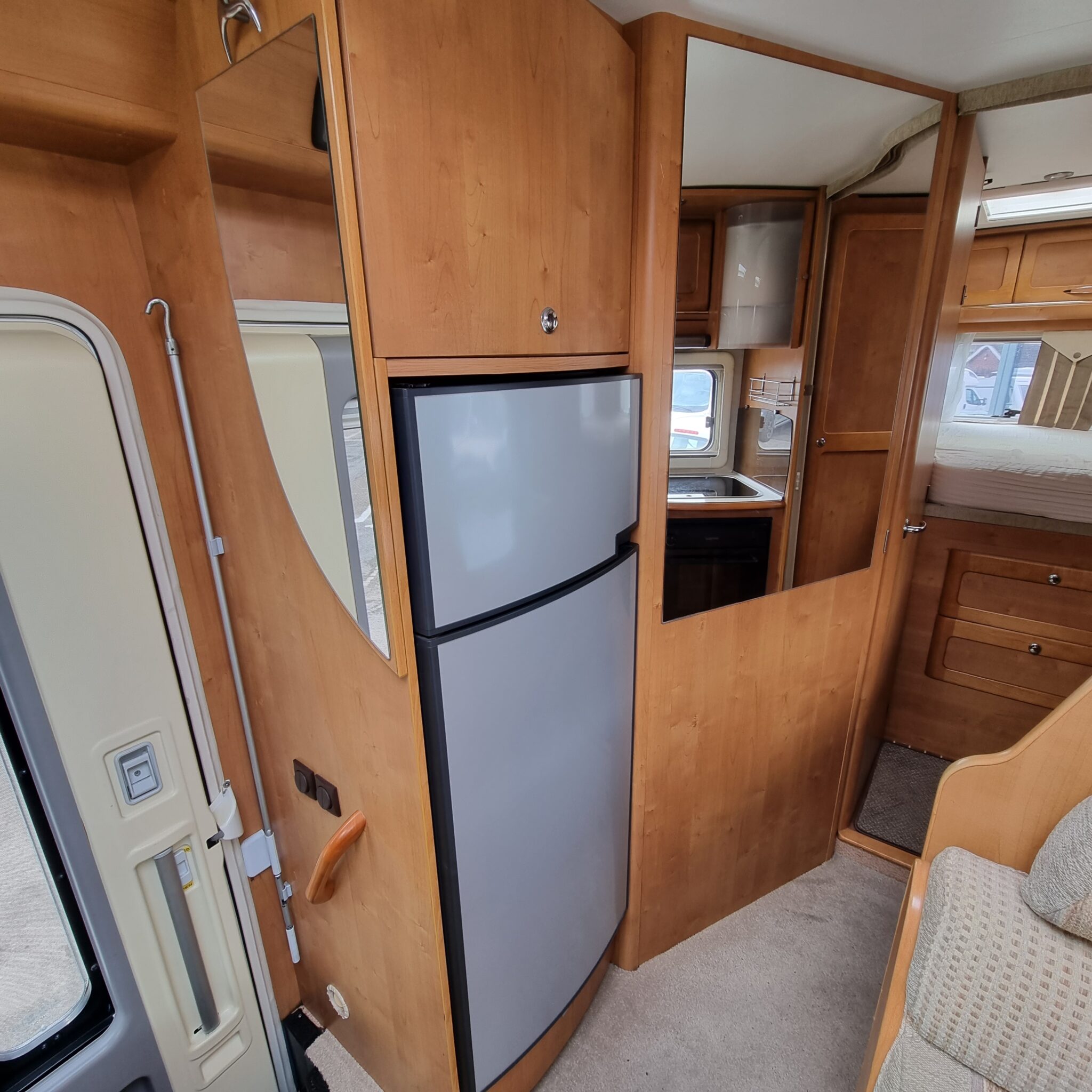 2007 Rapido 983F A-Class 4 Berth Rear Transverse Bed