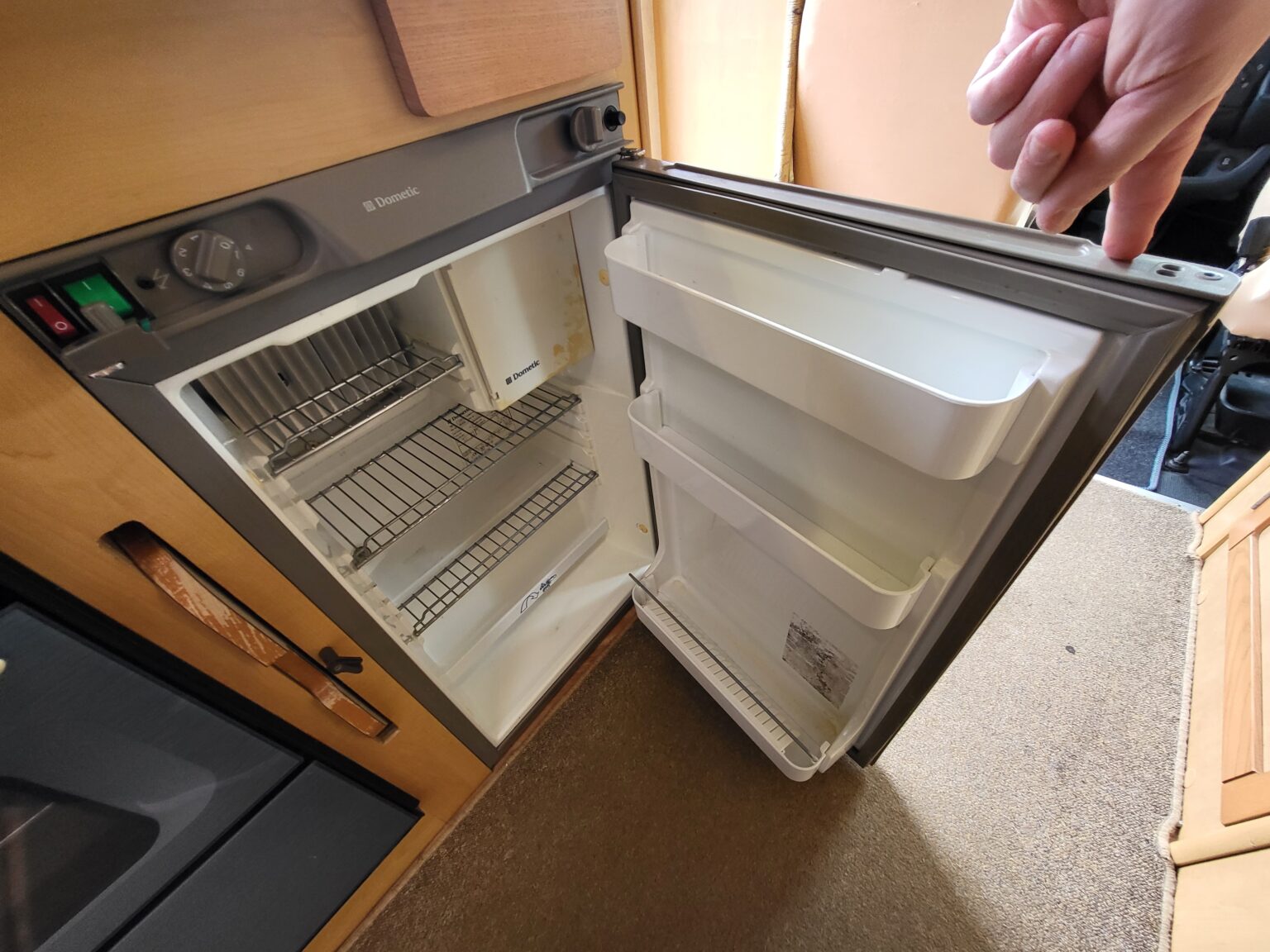 Compass Avantgarde 200 4 Berth 2 Belt Rear U Shaped Lounge Motorhome ...