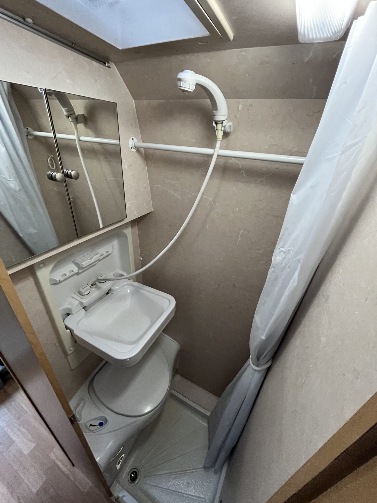 Devon Aztec 2 Berth 2 Belt End Lounge Campervan For Sale