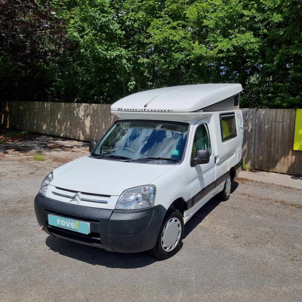 Romahome R20 Jubilee 2 Berth 4 Belt End Kitchen Lounge Conversion ...