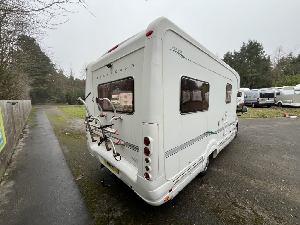 Bessacarr E720 2 Beth 2 Belt Rear Lounge Motorhome For Sale